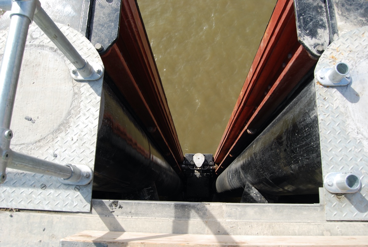 SHIP2SHORE - Quayside Furniture & Equipment